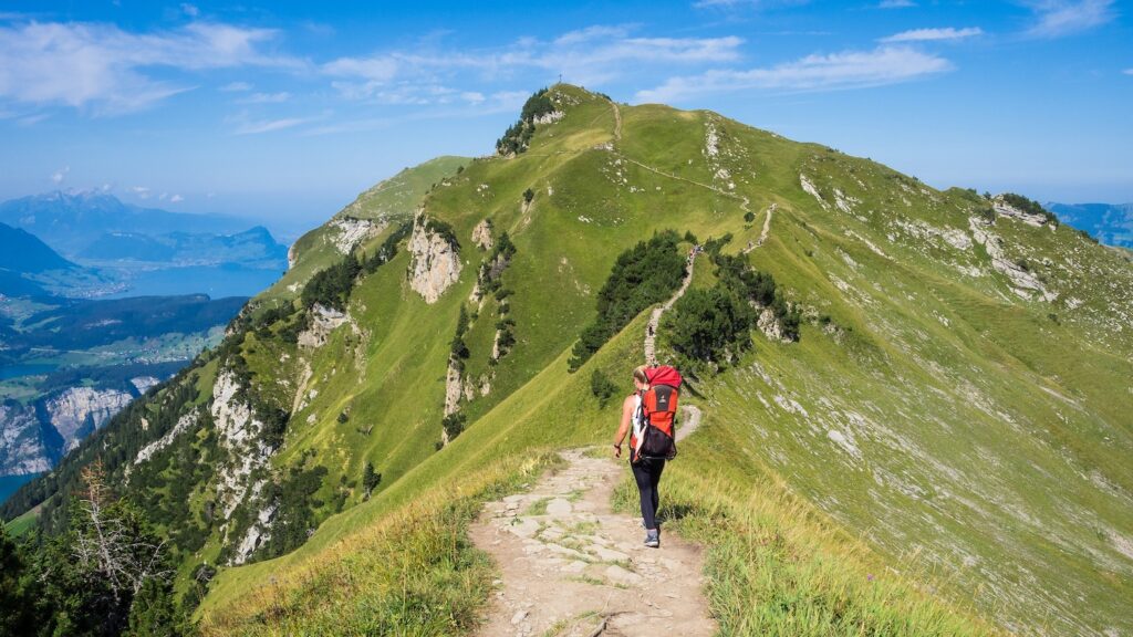 How to Travel on a Budget: 29 Tips for Cheap Travel in 2024
